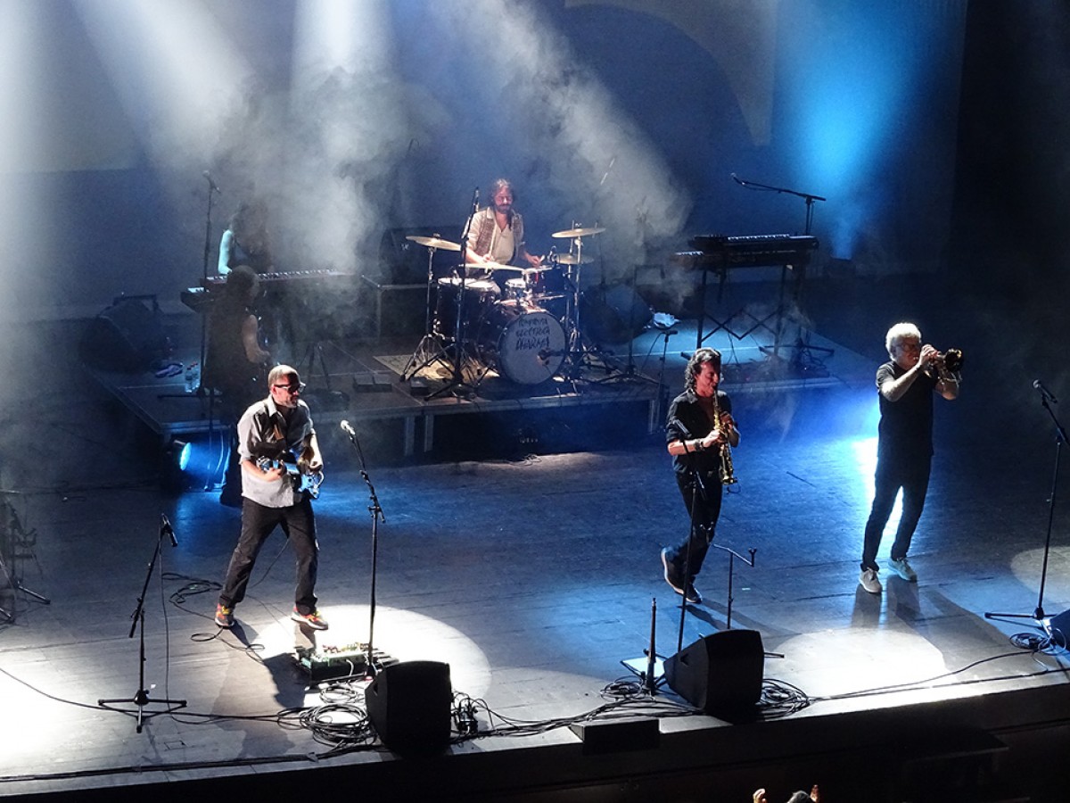 La connexió manresana de la Companyia Elèctrica Dharma | El Pou